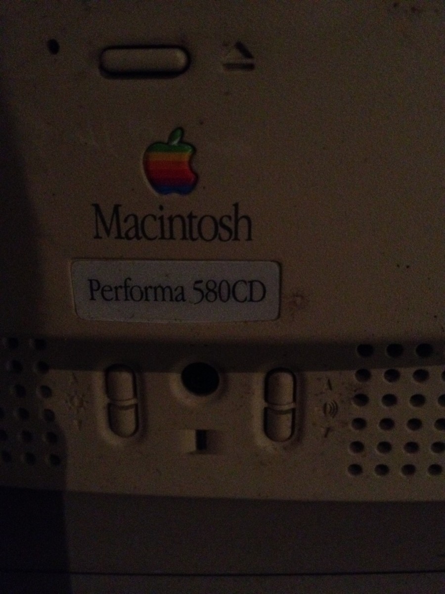 Macintosh Performas – Virginia Computer Museum
