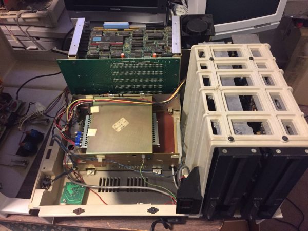 Tandy 6000 restored as TRS-80 Model 12 – Virginia Computer Museum