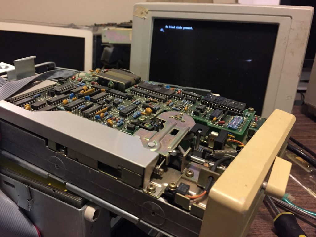 Tandon PAC 286 – Virginia Computer Museum