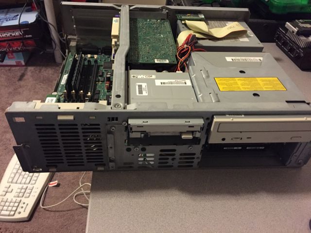 Compaq Proliant 850R – Virginia Computer Museum