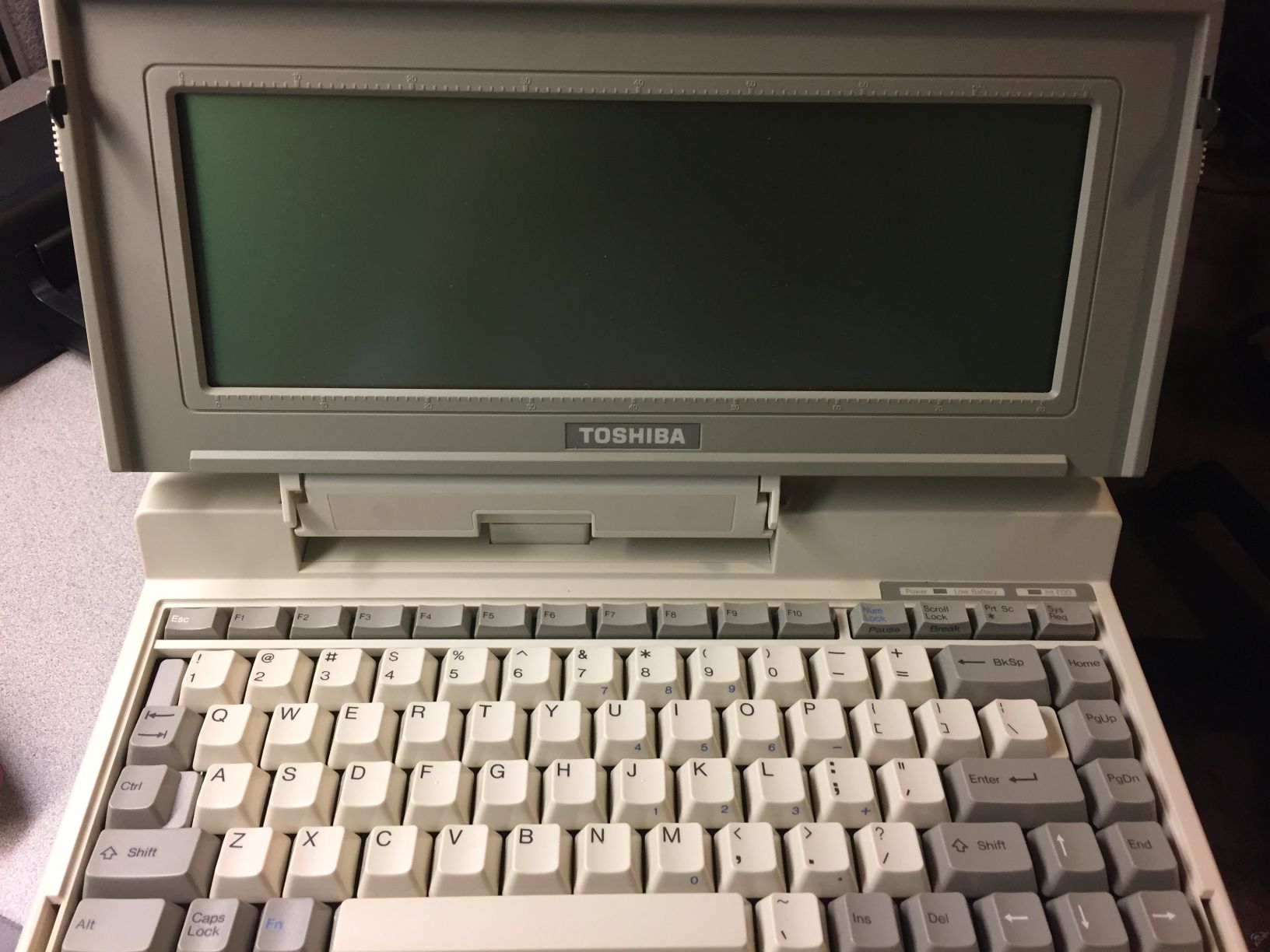 Toshiba T1000 Laptop – Virginia Computer Museum