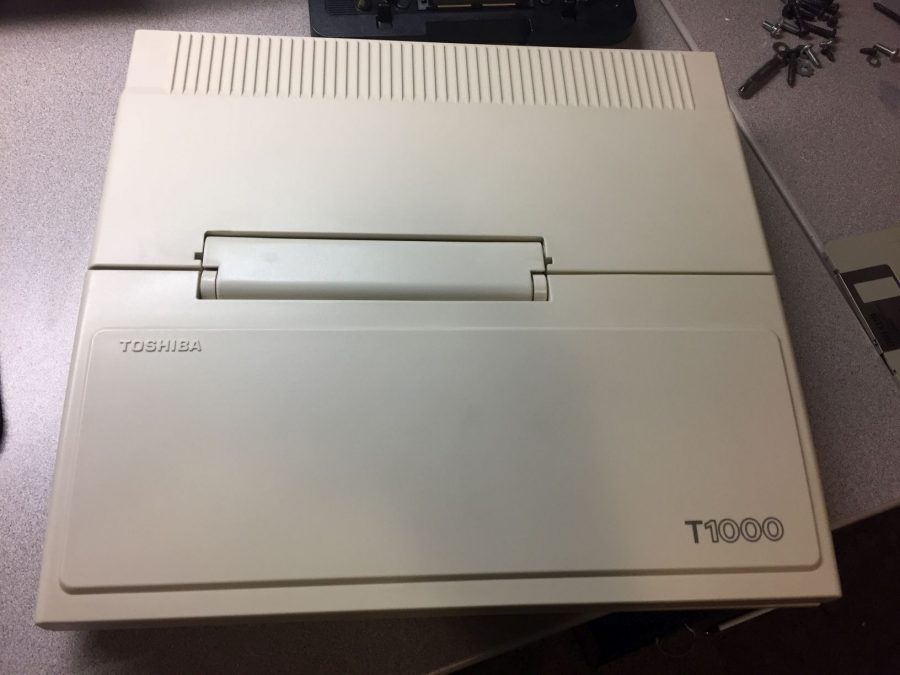 Toshiba T1000 Laptop – Virginia Computer Museum