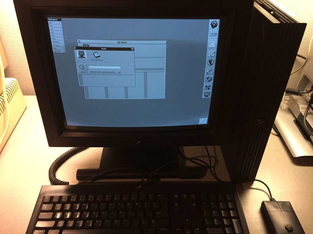 NeXTStation Turbo – Virginia Computer Museum